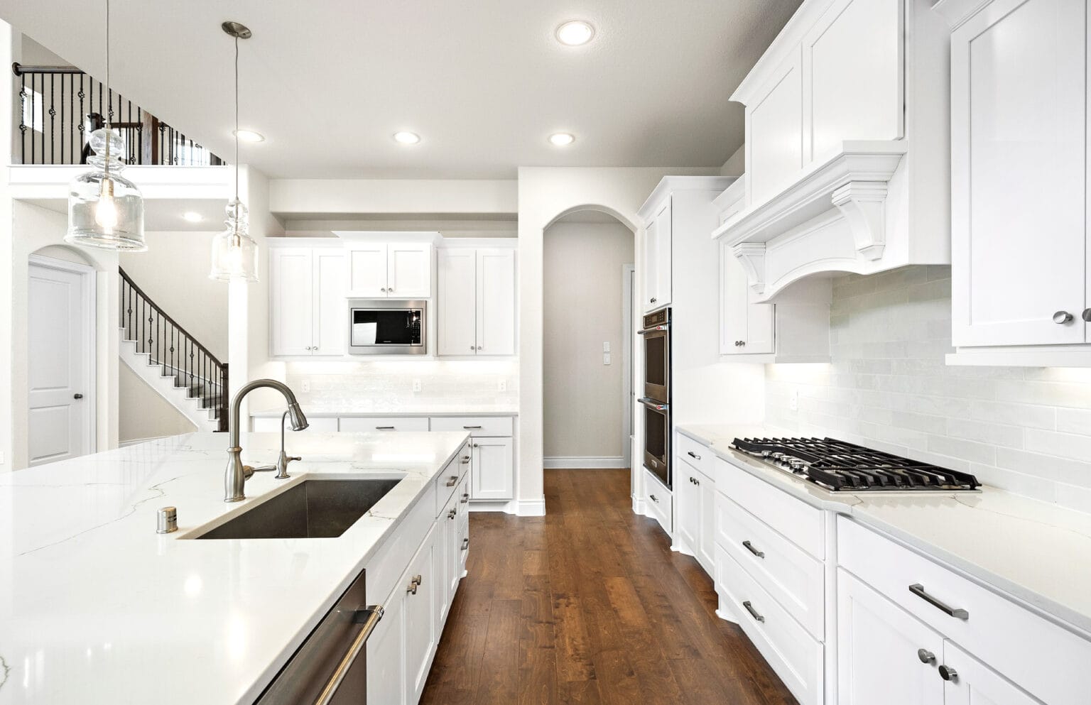 11102 Zinnias Court - 3799 - B1 - Kitchen6 | Ravenna Homes | Houston ...